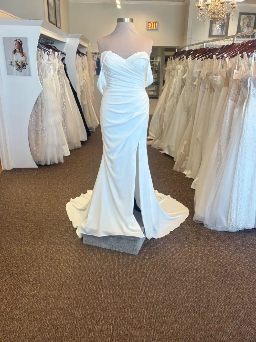 Oliver Lane | Tie The Knot Off the Rack